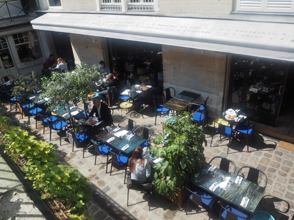 Marcello : une terrasse végétalisée à l'abri des regards